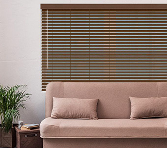 Persienne - Persiennes en Bois de Fenêtre Intérieures | Stores Selects ...